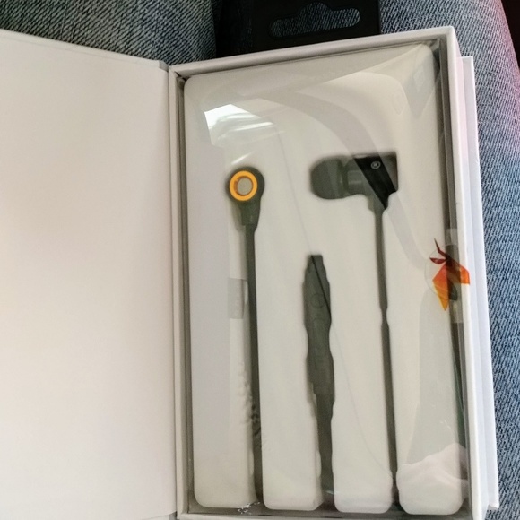 puku Sound | Accessories | Tangle Free Cable With Mic And Remote | Poshmark